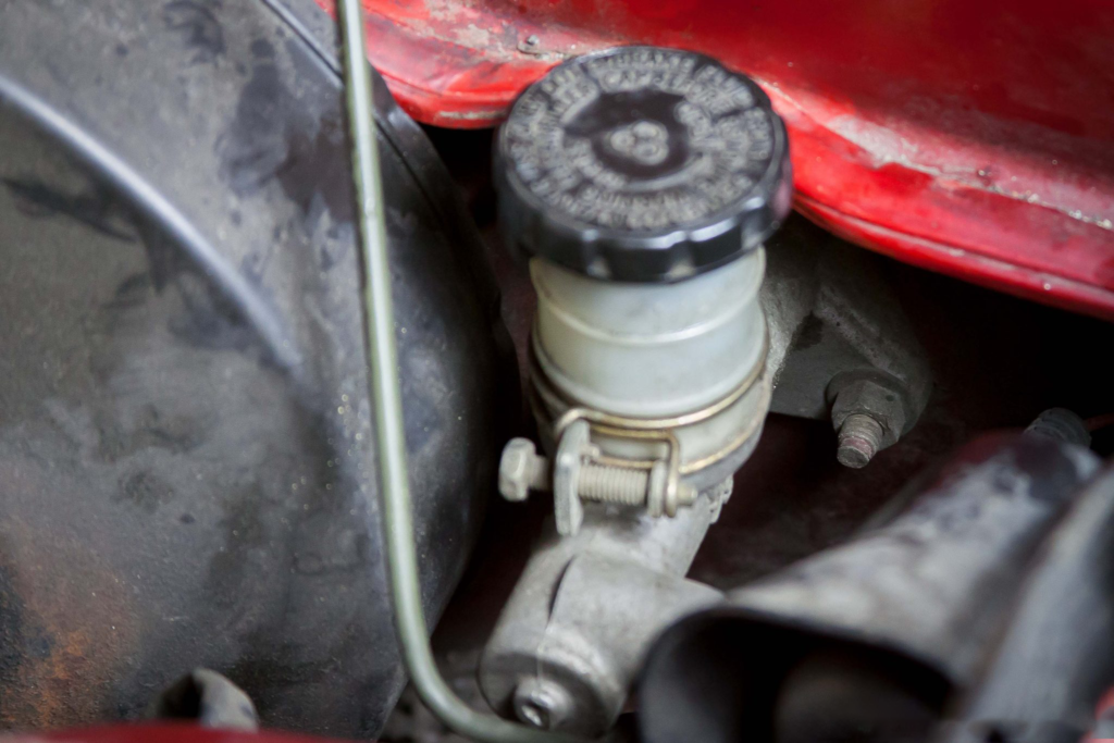How Much Does It Cost to Replace a Clutch Master Cylinder?